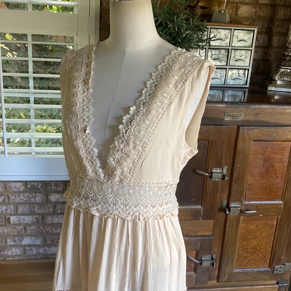 Mable | Dresses | Mable Cream Boho Sleeveless Tiered Dress Large ...